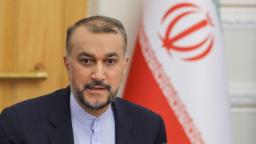 وزير الخارجية الإيراني إيران مستعدة لاستضافة اجتماع بين رجال الأعمال
