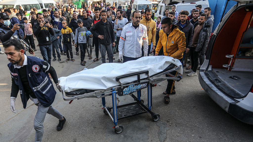 وزارة الصحة في غزة ارتفاع حصيلة القتلى الفلسطينيين إلى 23968 شخصا خلال